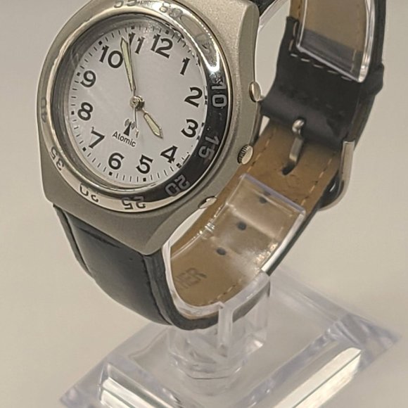 Atomic | Accessories | Vintage Unisex Rare Atomic Watch W White Face ...